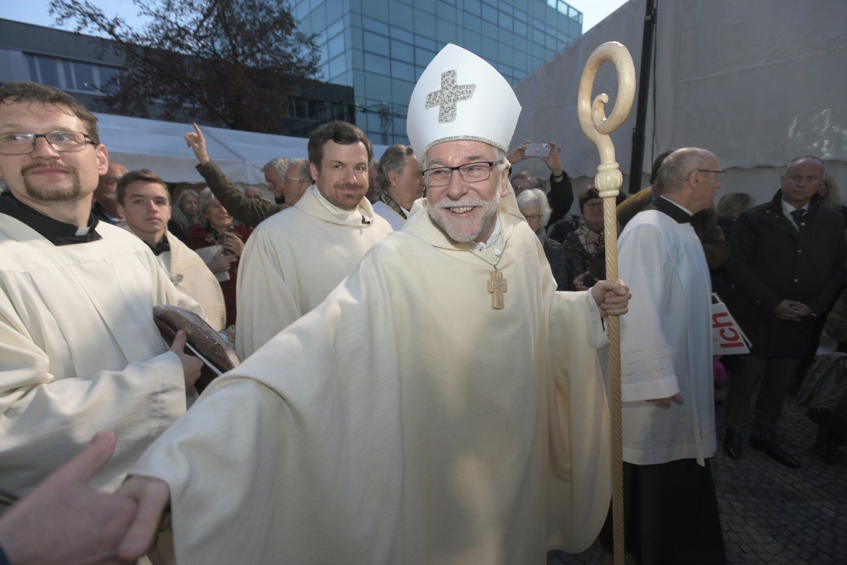Weihe des neuen Kärntner Diözesanbischofs Msgr. Dr. Josef Marketz im Klagenfurter Dom – Neuhaus ...