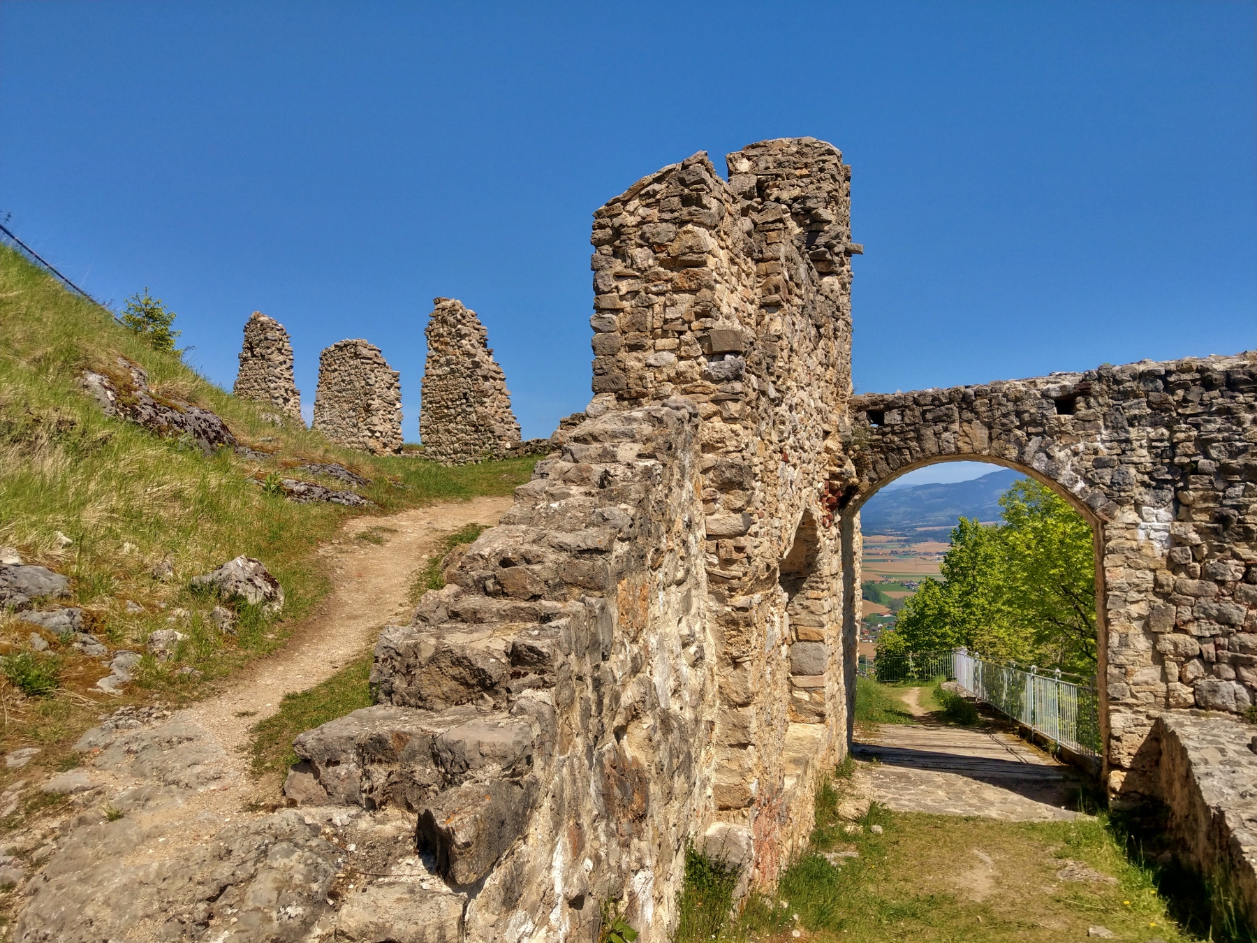 Burgruine Rabenstein – Tour über Josefsberg und Johannesberg in ...